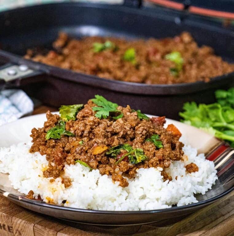 Dutch Oven Ground Beef Curry - OvenSpot