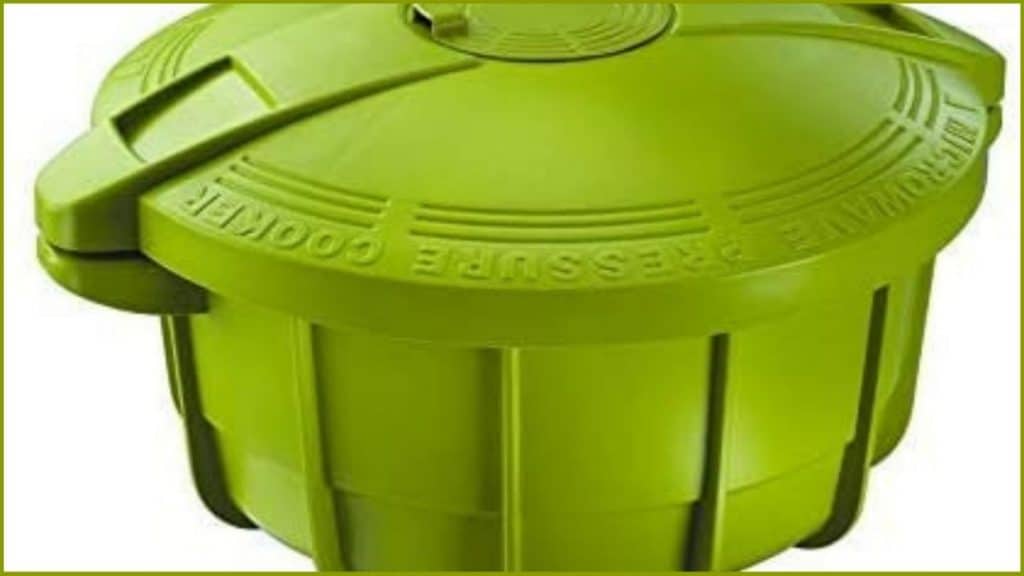 What Are the Parts of a Pressure Cooker: With Diagrams