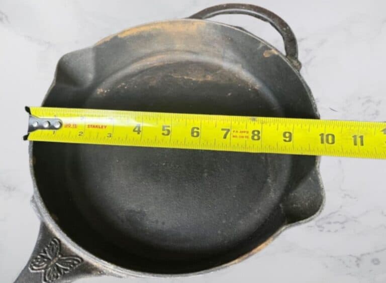 Cast Iron Skillet Sizes: What's Your Perfect Size - OvenSpot