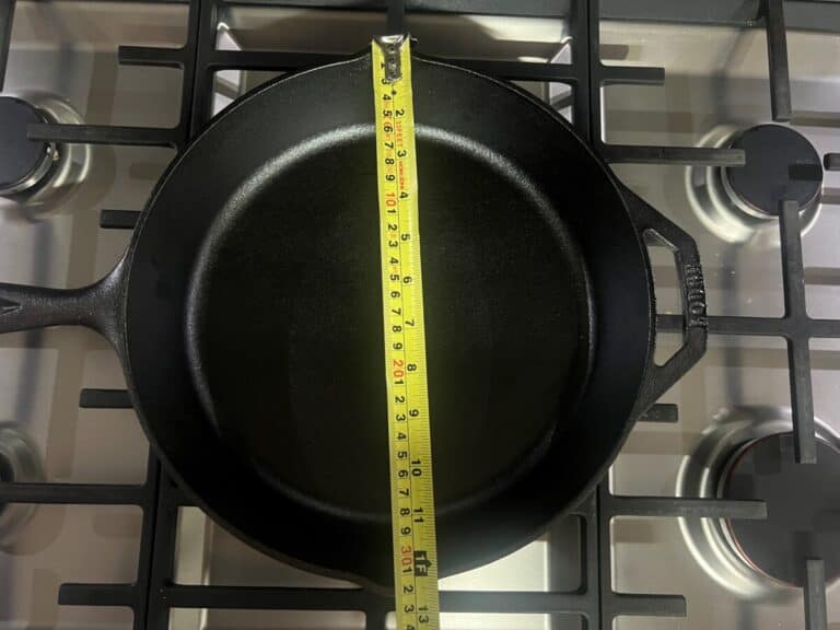 Cast Iron Skillet Sizes: What's Your Perfect Size - OvenSpot