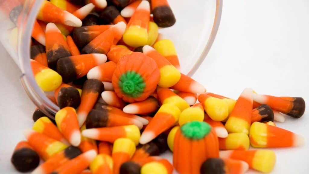 What To Do With Leftover Candy Corn 20 Ideas And Recipes what-to-do-with-leftover-candy-corn-20-ideas-and-recipes